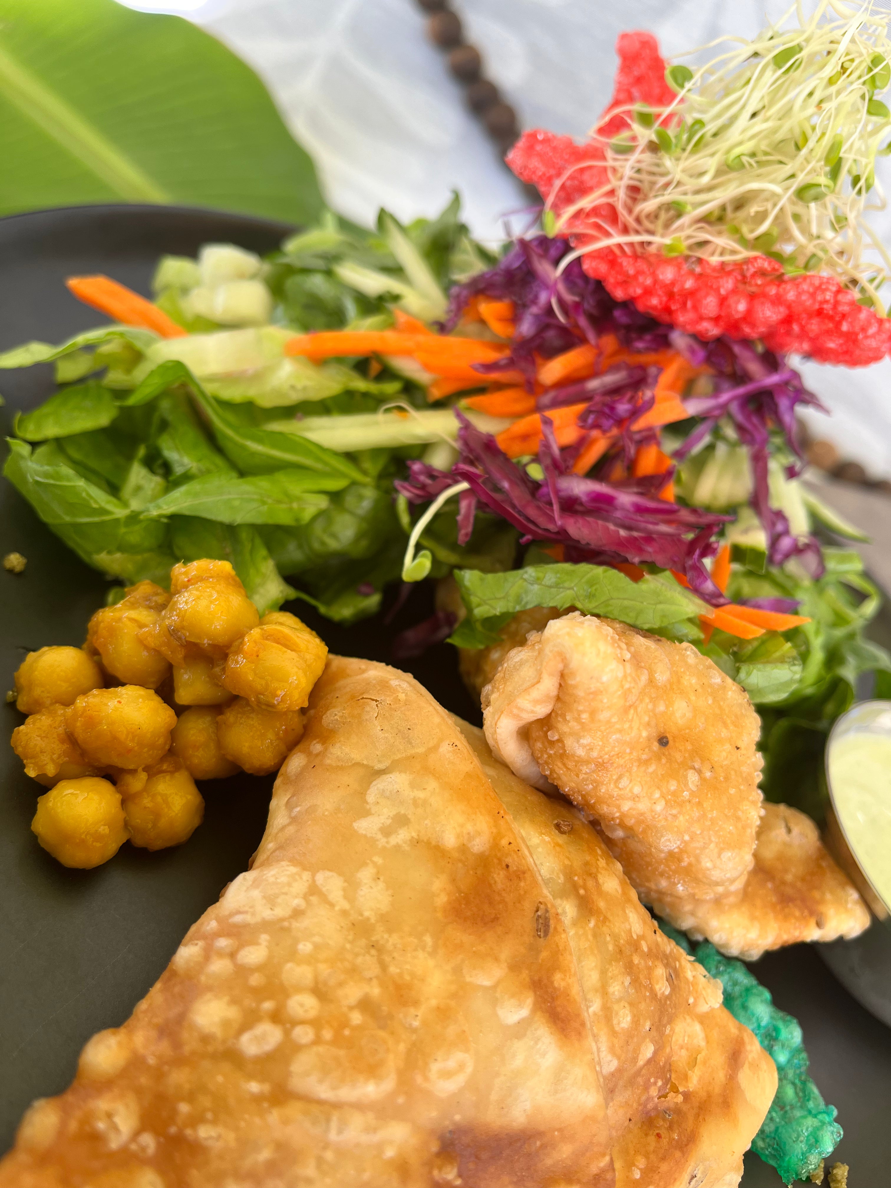 Vegeterian Samosa Plate – Curry Club Hilo